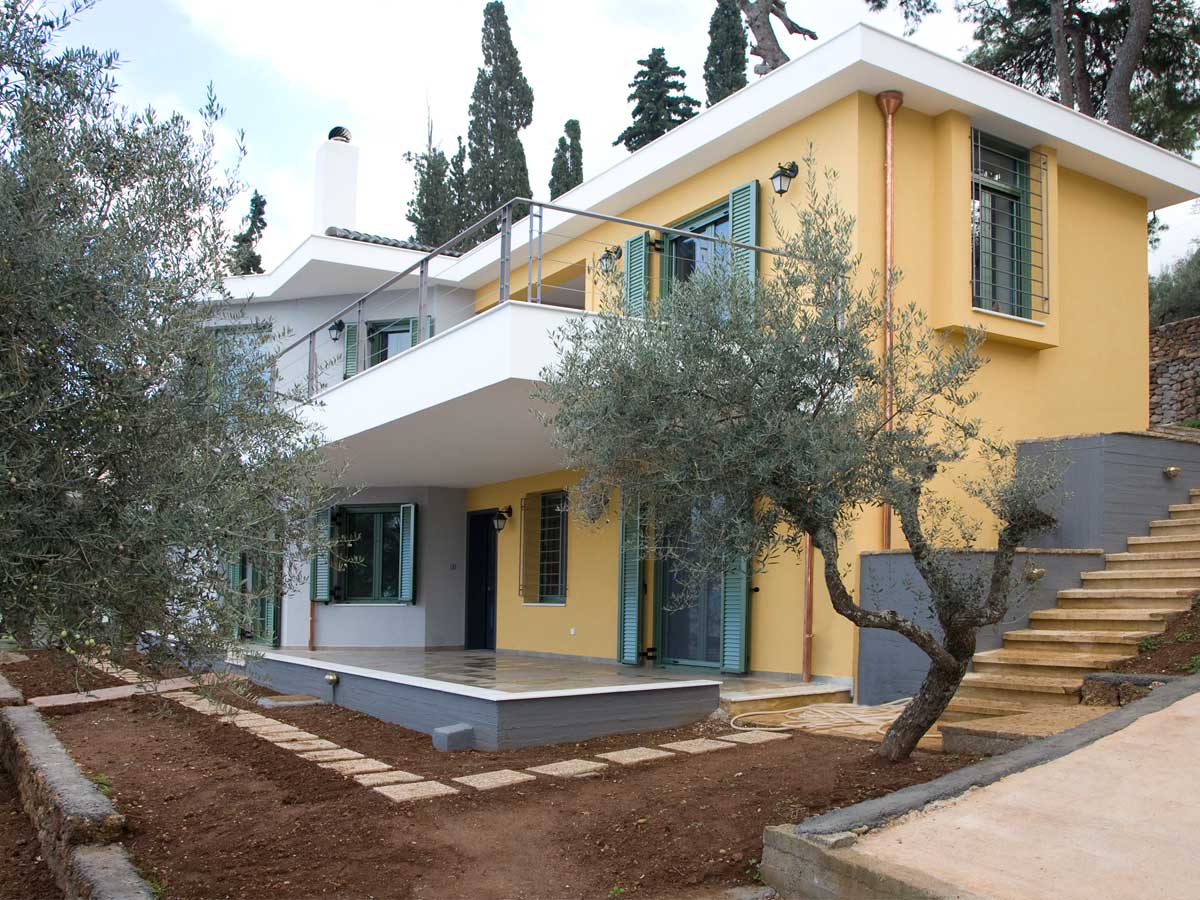ΜΟΝΟΚΑΤΟΙΚΙΑ ΣΤΗΝ ΠΕΛΟΠΟΝΝΗΣΟ