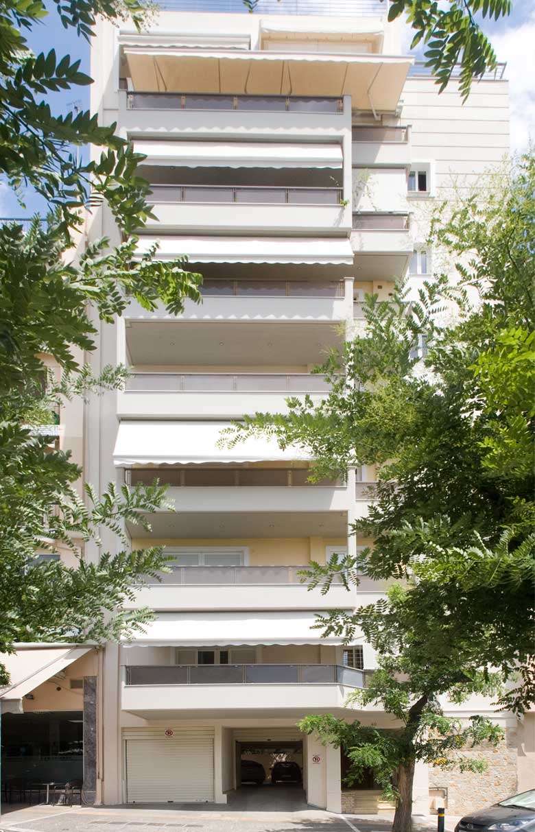 ΠΟΛΥΚΑΤΟΙΚΙΑ ΣΤΗΝ ΔΗΜΗΤΣΑΝΑΣ