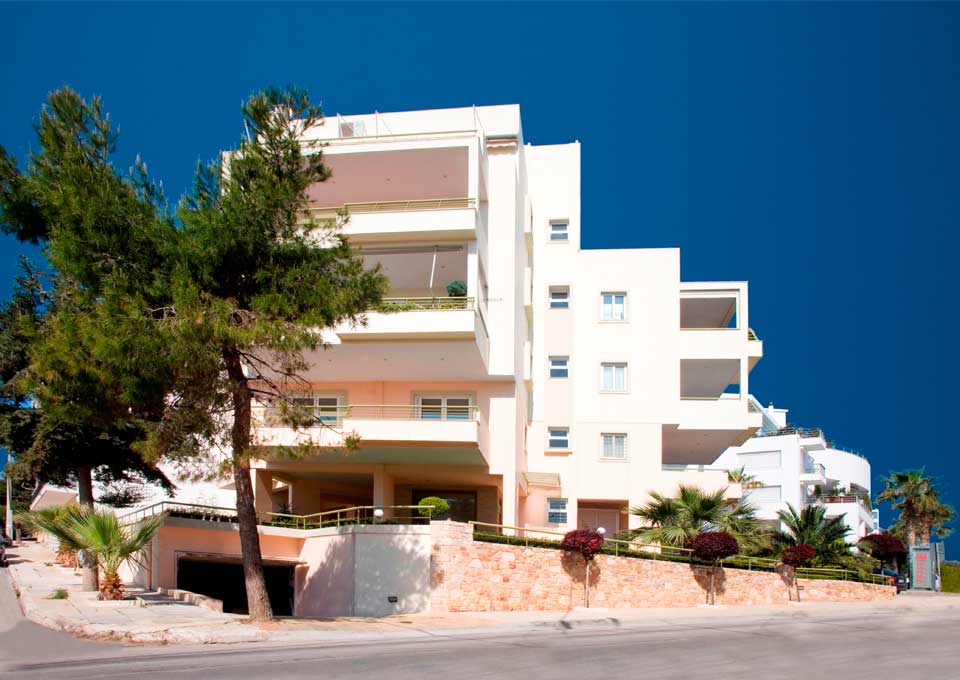 ΠΟΛΥΚΑΤΟΙΚΙΑ ΣΤΗΝ ΕΘΝΙΚΗΣ ΑΝΤΙΣΤΑΣΕΩΣ